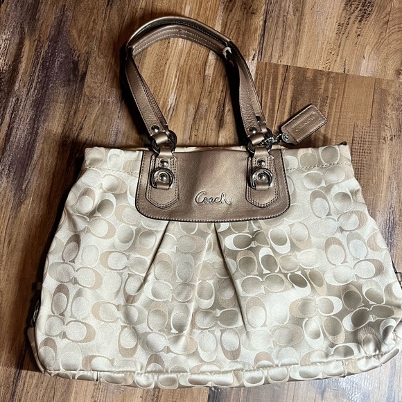 Coach | Bags | Coach Champagne Signature Logo Carryall Tote Handbag ...